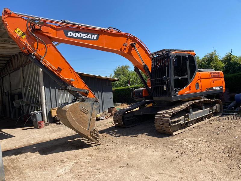 Excavadora Doosan DX 220 AF Año 2020 1000 Horas